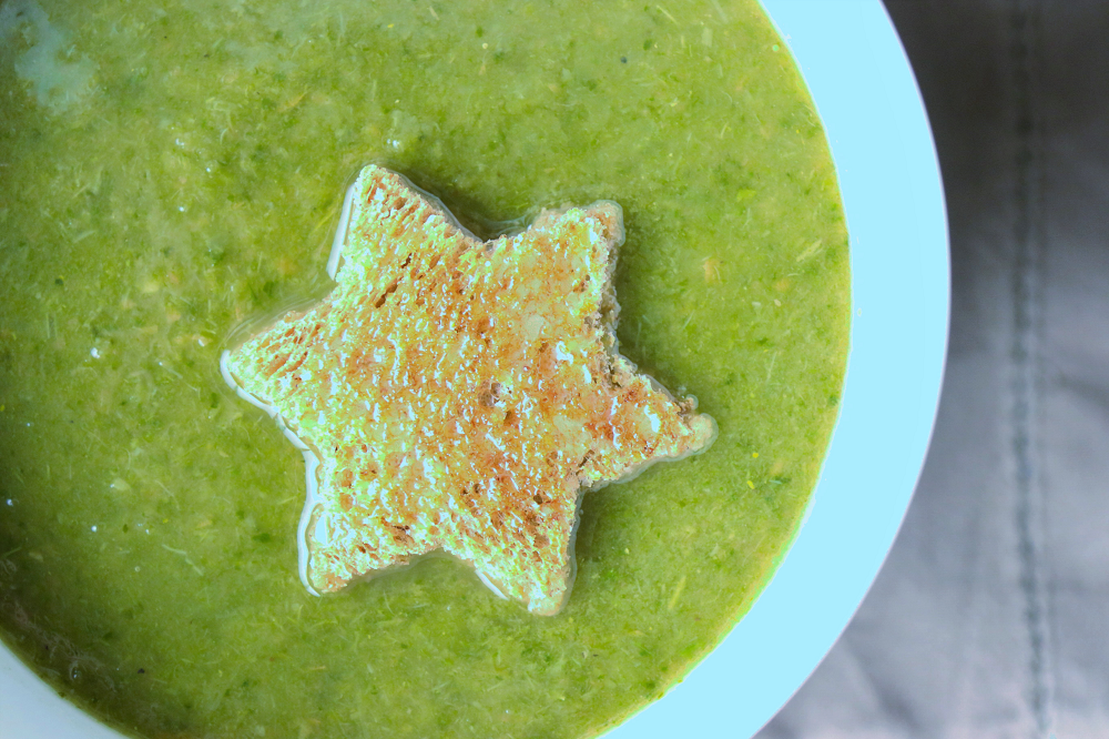 Space Soup (aka Spinach Soup) - Recipes from a Normal Mum